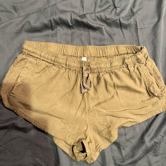 RVCA | Shorts | Rvca Short Shorts Olive Green Size M | Poshmark